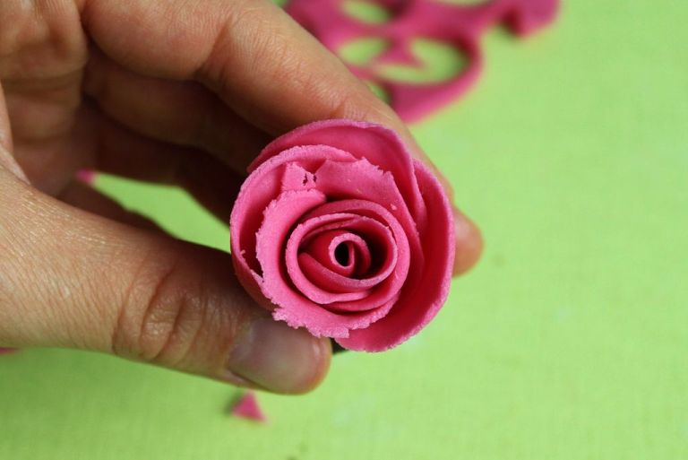 Rose modellieren – MainBacken